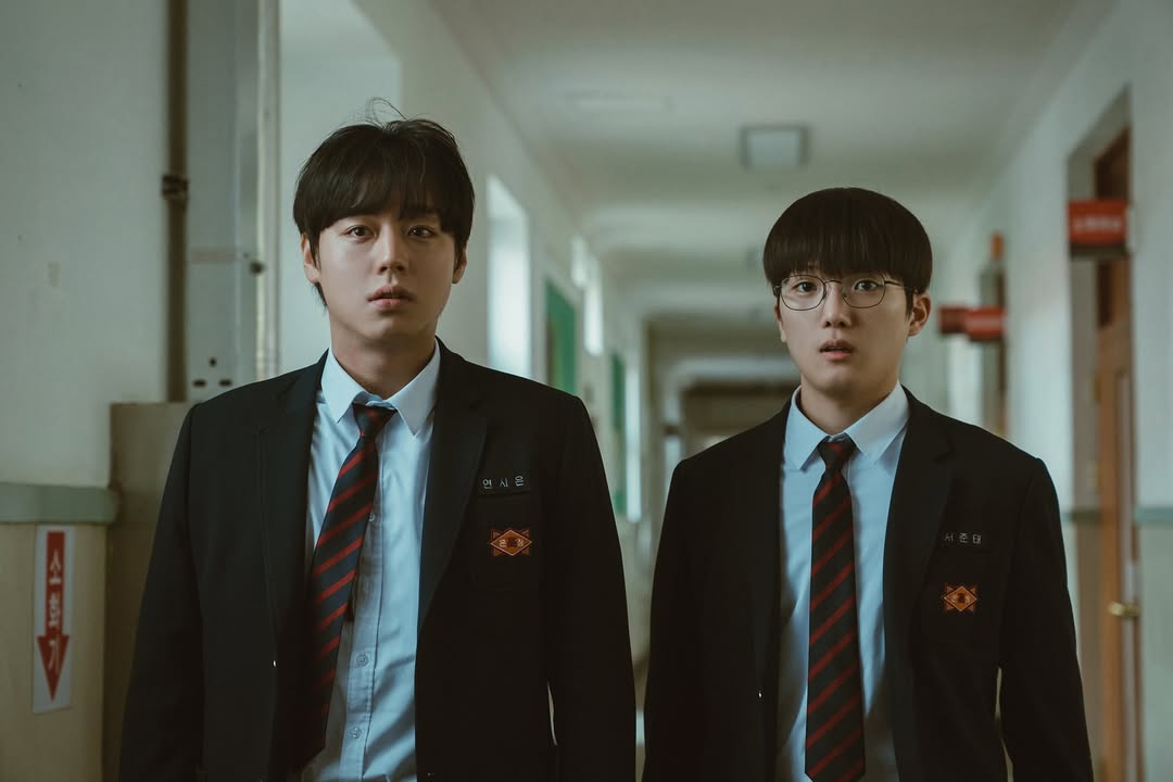 弱美男英雄Class 2 Netflix｜網民5大負評太多毆鬥劇情！朴志訓演技獲讚大躍進 | UHK 港生活