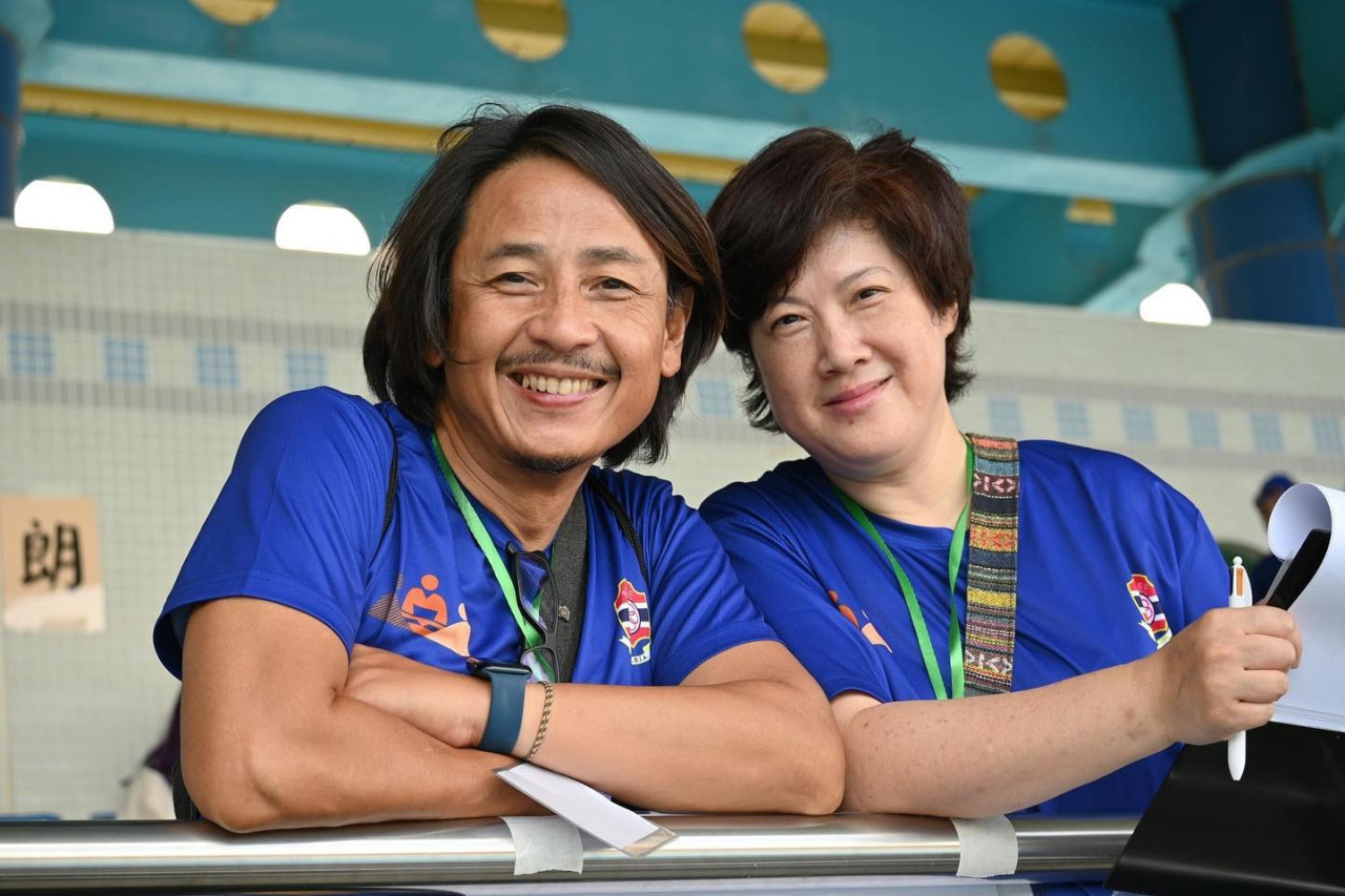 58歲黃澤鋒老婆平安誕下第二胎囡囡 IG報喜父女溫馨抱BB：黃妃與貴妃 | UHK 港生活