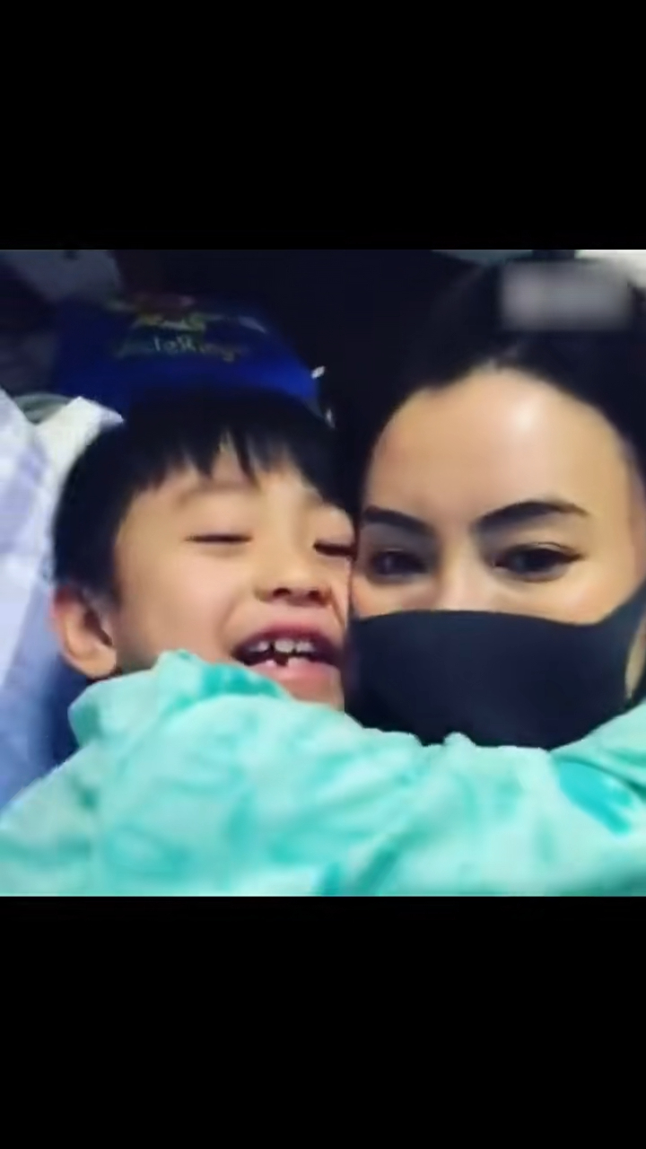 張栢芝母親節剖白14年單親媽媽感受 一炮過狂晒仔仔Lucas、Quintus絕密成長照 | UHK 港生活