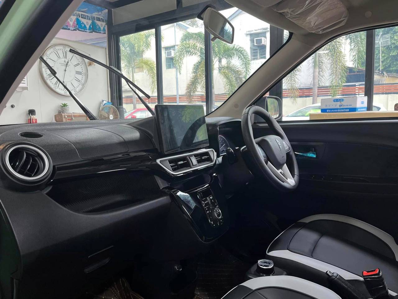 電動車2025｜凌寶LingBox Box-R震撼價$99,800無需「一換一」挑戰入門電動車市場 | ezone