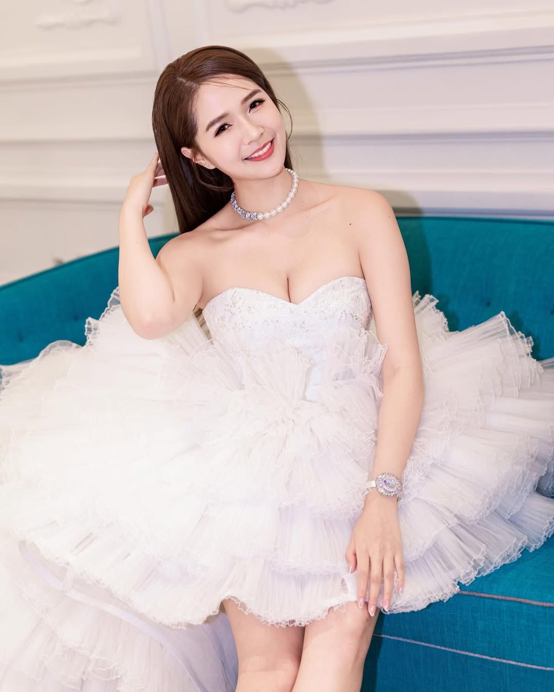 女神配對計劃｜「東張女神」梁敏巧是誰？34D導彈級巨胸上位現實中多才多藝 | UHK 港生活