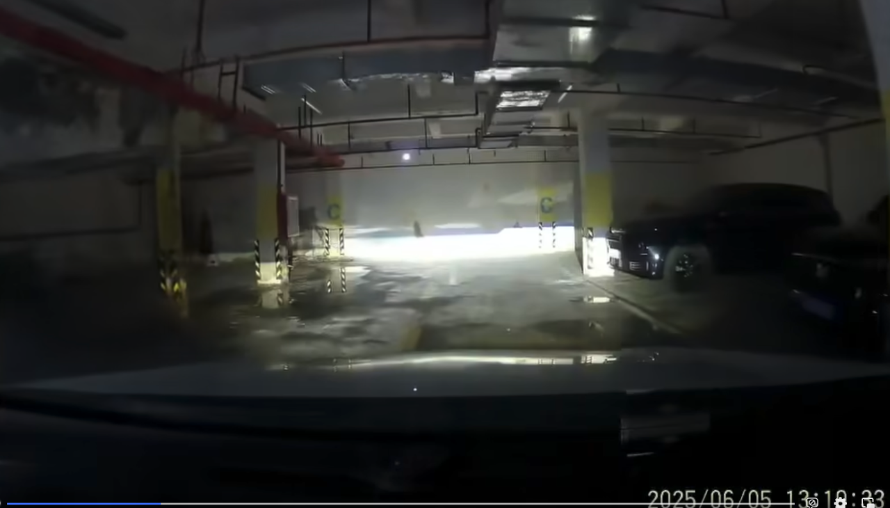 車cam直擊｜陰森停車場疑遇上吊事件 車主急急駛回地面 網民熱議：好明顯有人XX | ezone