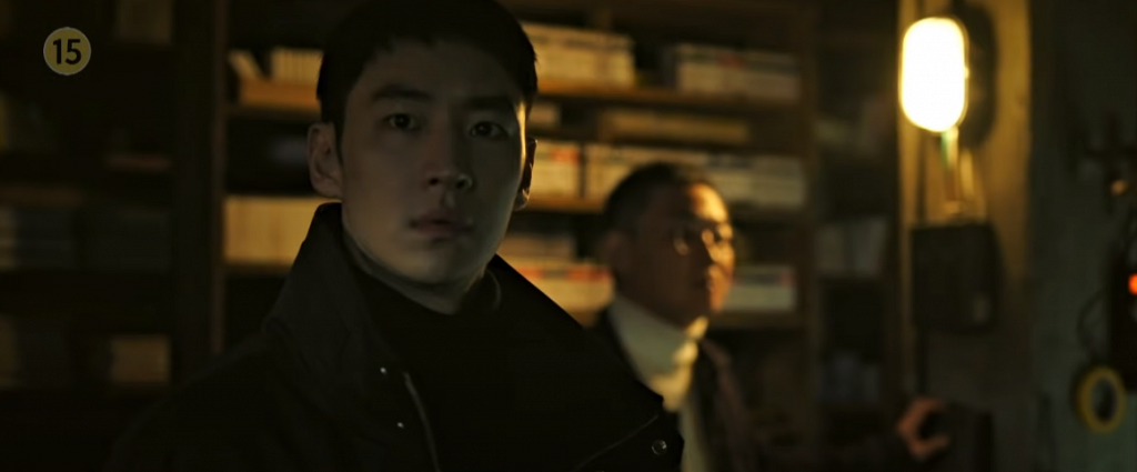 Lokman新歌《FLY》宣傳海報惹阿Mo墮屏聯想 公司犯大忌急刪爭議圖平息眾怒 | UHK 港生活