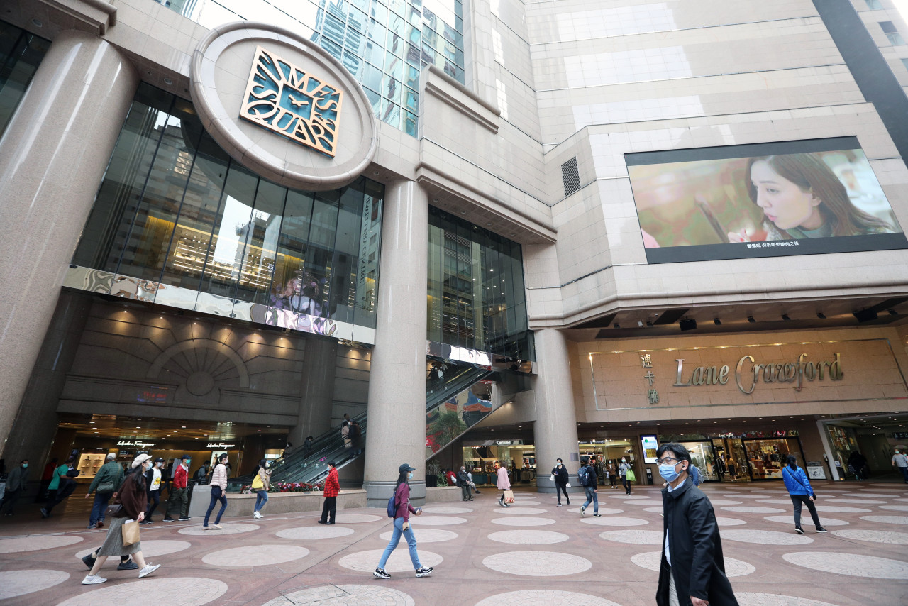 元朗Yoho Mall美食廣場結業變日本TAITO STATION！網民分析3大死因轉型夾公仔場 | UHK 港生活