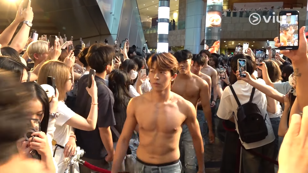 Gareth.T湯令山旺角快閃率53猛男半裸谷新歌 坦承未忘舊愛Moon Tang不敢求復合 | UHK 港生活