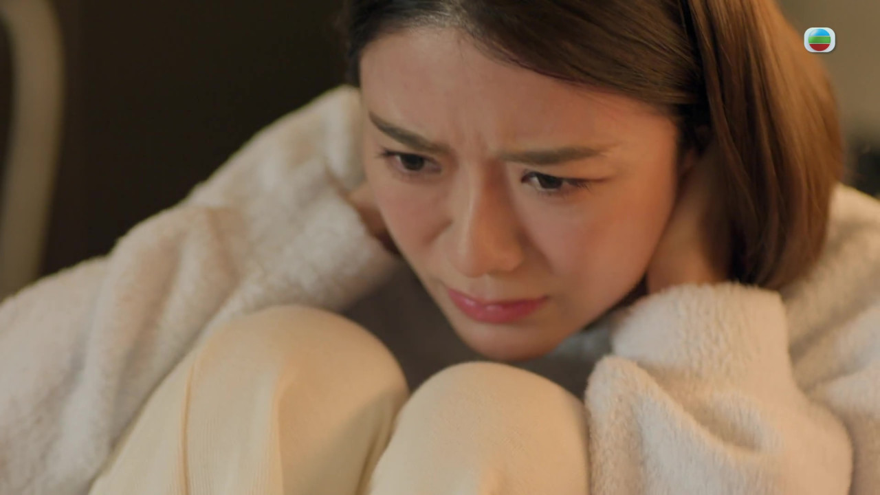 執法者們｜陳星妤大晒舞技！扭動纖腰兼擺可愛Pose！極無助「震住喊」晒躍進演技！ | UHK 港生活