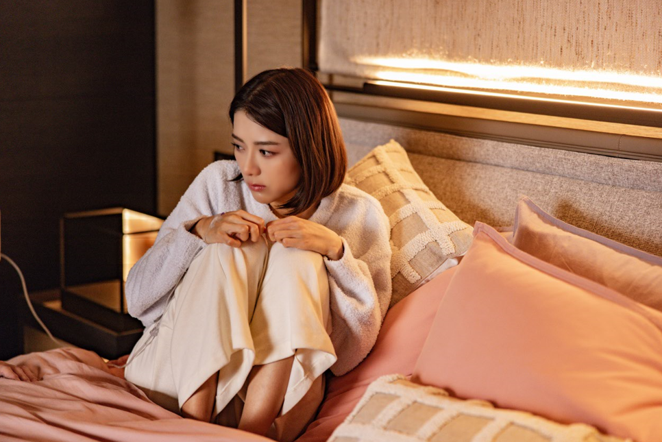 執法者們｜陳星妤大晒舞技！扭動纖腰兼擺可愛Pose！極無助「震住喊」晒躍進演技！ | UHK 港生活