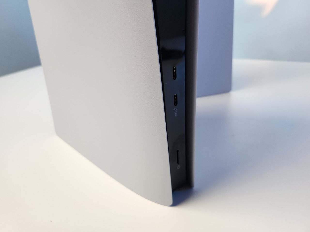 PS5 Pro｜PS5 Pro 2026升級規格傳聞 Sony AMD高效演算法 效能勢與標準版PS5拉開差距 | ezone