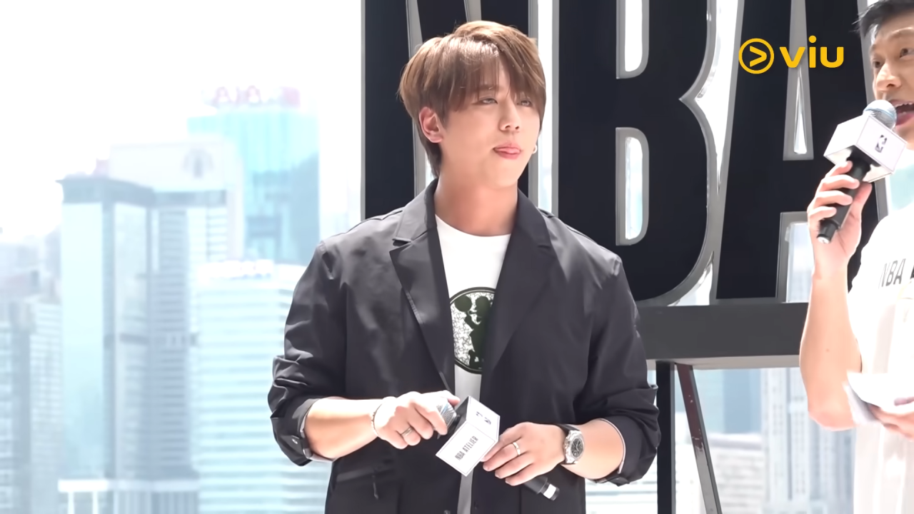 姜濤親自回應Anson Lo海邊打卡抽水「墮海事件」 為隊友解畫澄清盡展高EQ | UHK 港生活