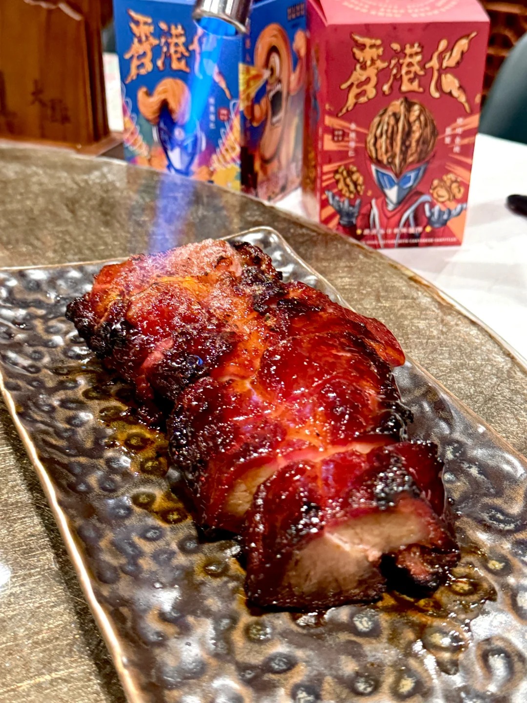 【叉燒推介】香港蜜汁叉燒推薦必試8間！燶邊半肥瘦＋黯然銷魂飯＋炭火叉燒 | U Food