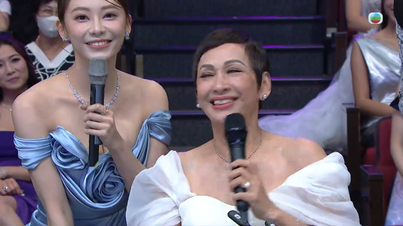 香港小姐2025｜余安安都係GM葉蒨文情侶檔CP粉 20秒望足12次姨母笑真實表情遭瘋傳 | UHK 港生活