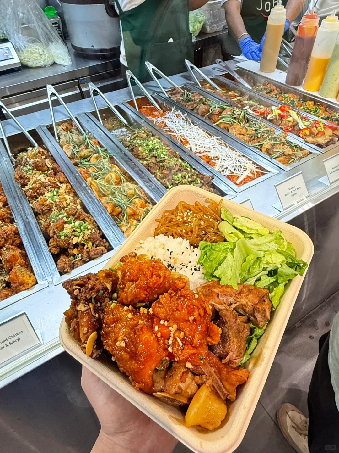 韓式兩餸飯JOA殺入新界開第5分店 $68歎醬油炸雞＋泡菜豬肉＋炒粉絲 | U Food