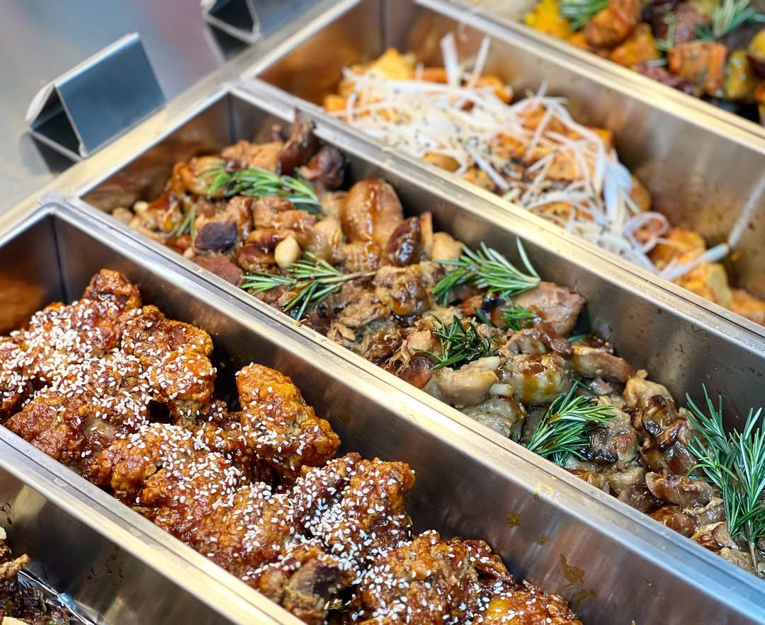 韓式兩餸飯JOA殺入新界開第5分店 $68歎醬油炸雞＋泡菜豬肉＋炒粉絲 | U Food