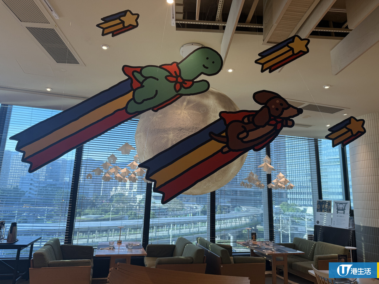 JOGUMAN 期間限定店登陸 AIRSIDE！6大打卡位／過百款精品／5米高月亮裝置 | UHK 港生活