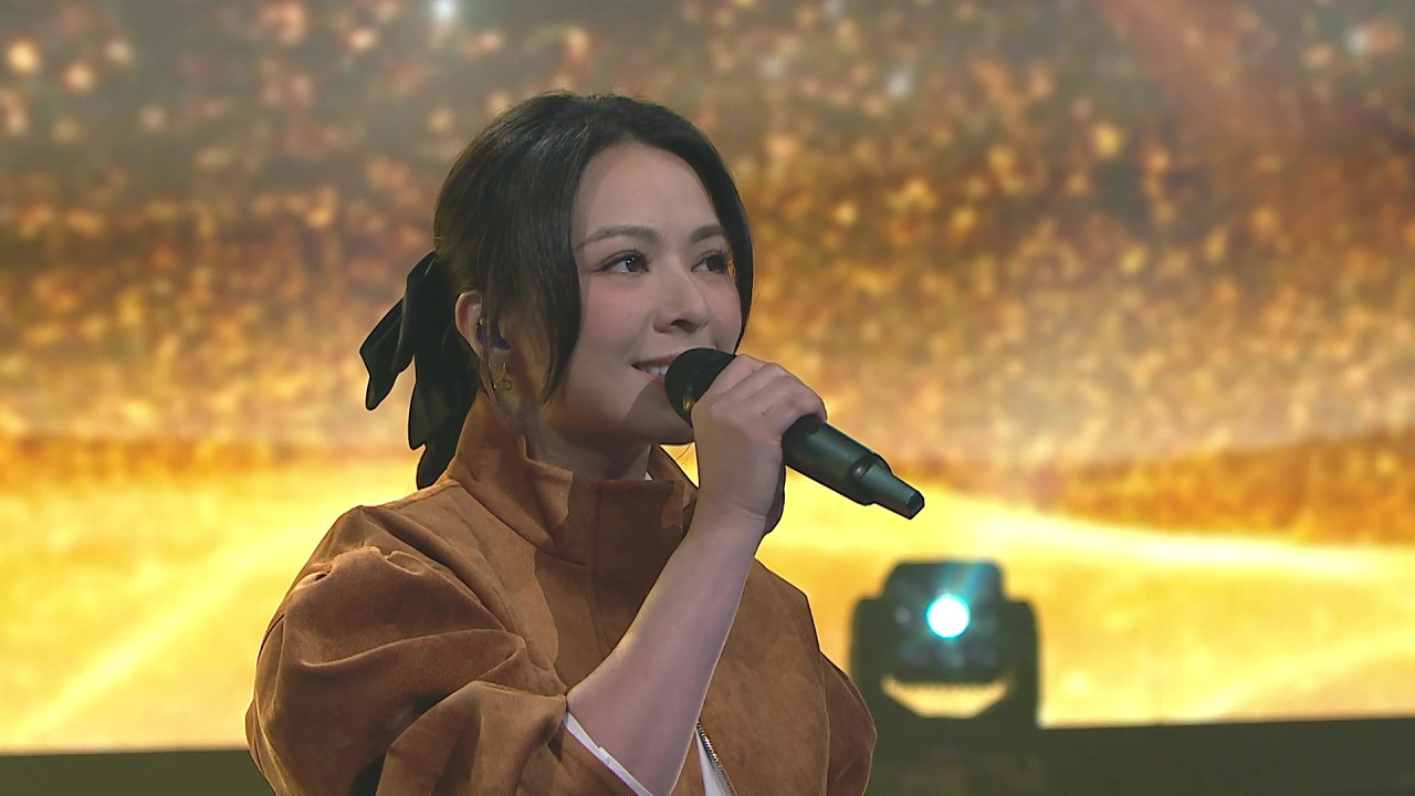 聲秀｜前韓國女團CLC成員莊錠欣Elkie台灣飛香港助攻 深情演繹《我的回憶不是我的》 | UHK 港生活