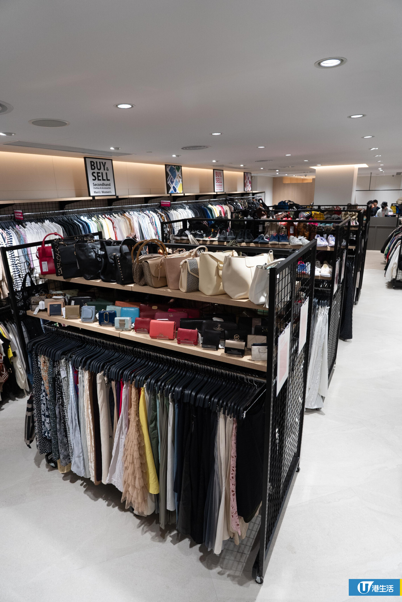 日本二手古著2nd STREET沙田店開幕！逾5,000件名牌手袋/飾物/衣服同設收購區 | UHK 港生活