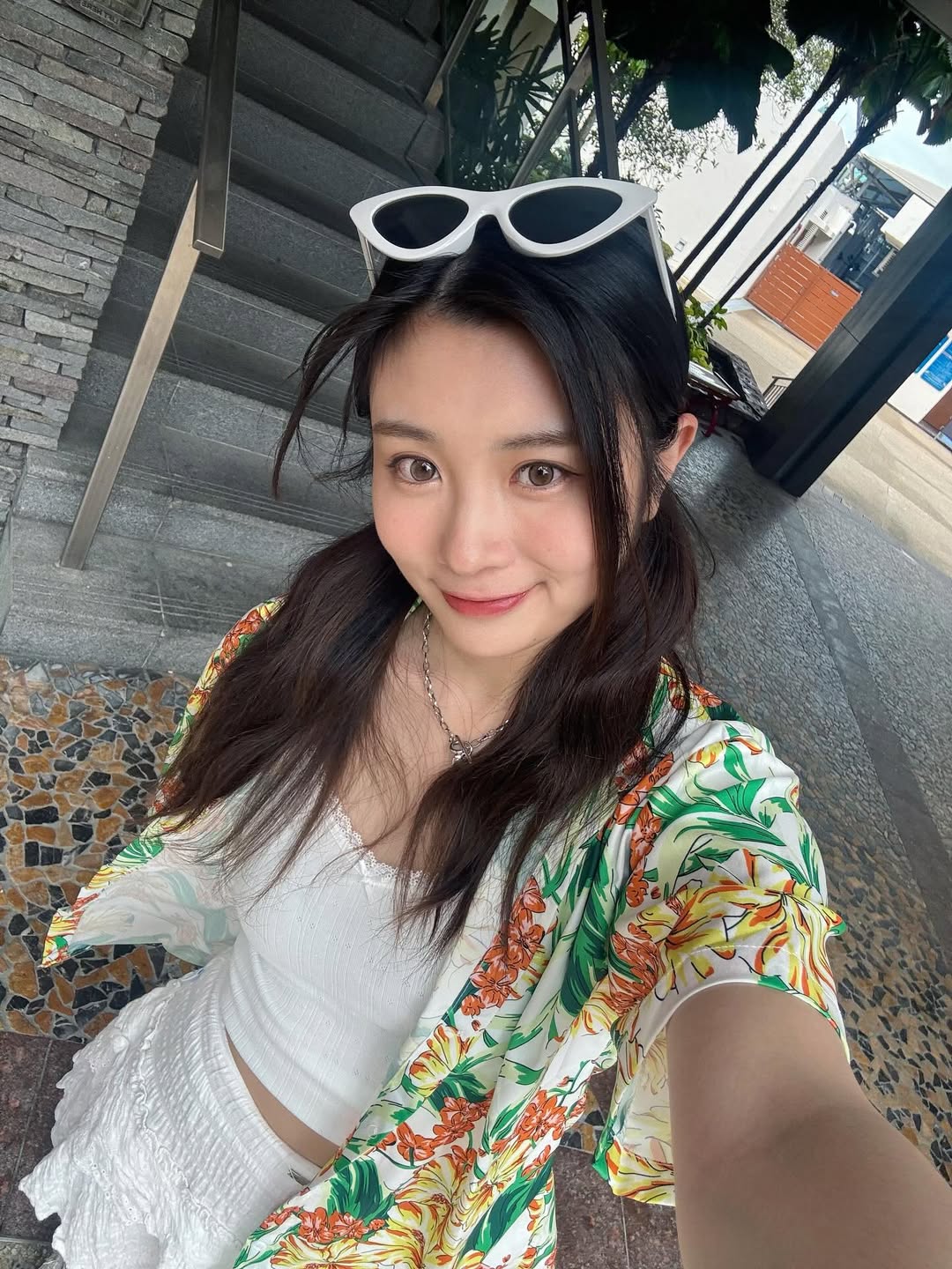 COLLAR成員Candy王家晴被爆新戀情！甜蜜約會斷正疑似暗撻同門男團師兄？ | UHK 港生活