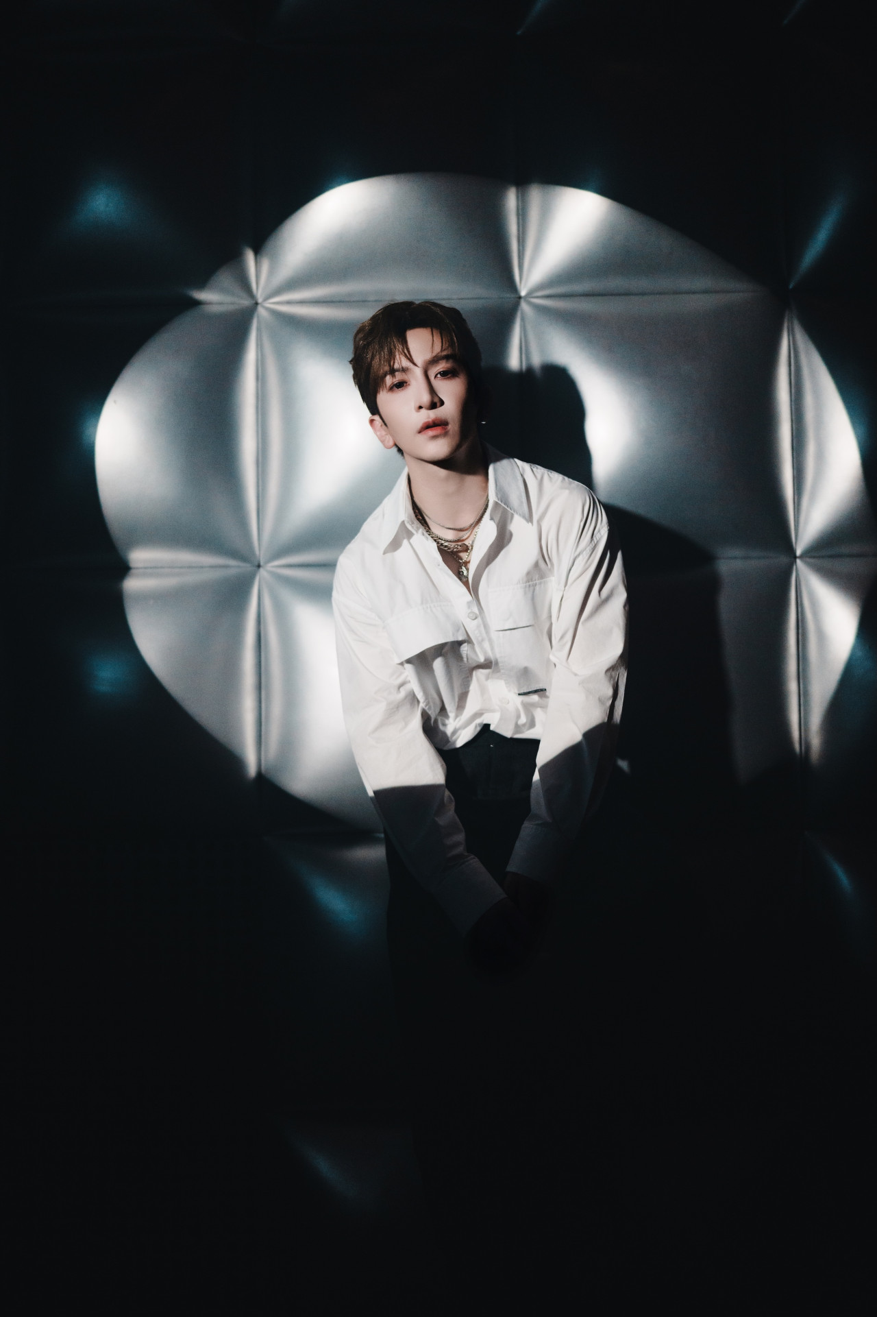 Anson Lo演唱會主題曲《Gimme Gimme》MV面世！預告12月推首張個人大碟 | UHK 港生活