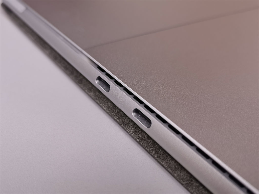 【實測】Microsoft Surface Pro 9 支援 Dolby Atmos、Vision 影音技術 | ezone