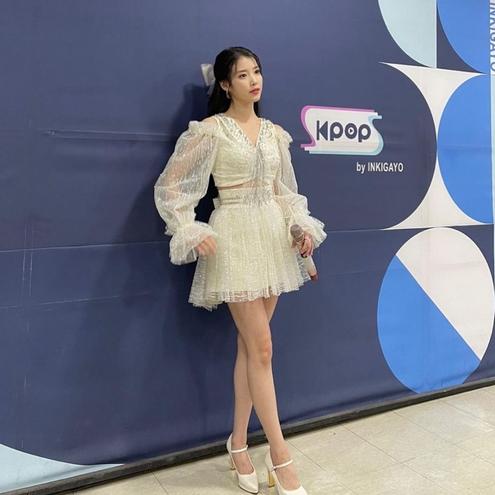 韓國國民女歌手IU全年收入高達300韓億元！超寵工作人員豪送AirPods Max等過百份禮物 | UHK 港生活