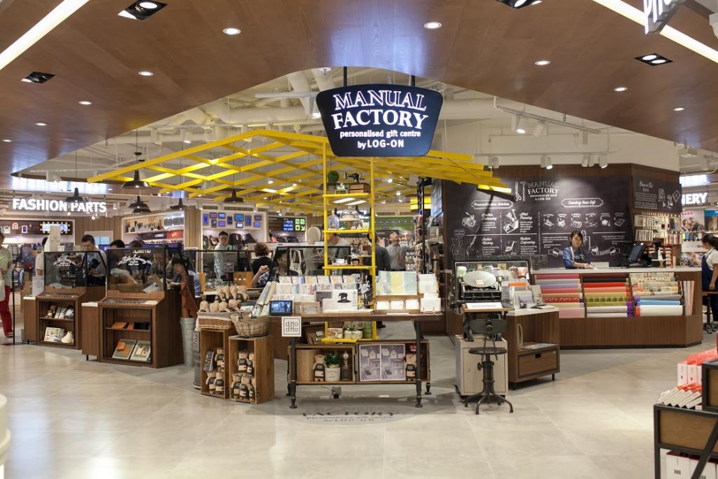 LOG-ON海港城新店 首設禮品專區MANUAL FACTORY | UHK 港生活
