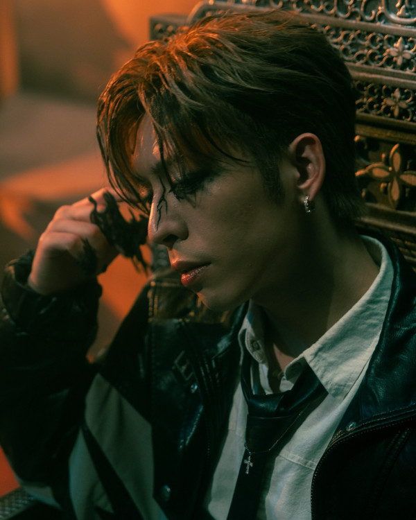 Edan林明禎台灣夜市行街被斷正？ 戀情疑曝光 網友反應兩極 | U Travel