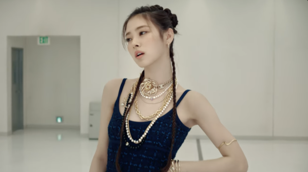 韓國新女團MEOVV成員著CHANEL華麗亮相新歌MEOW MV！被譽為「Blackpink真正師妹團」正式出道- U Beauty
