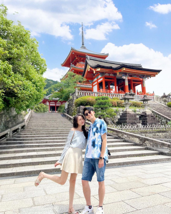 TVB咪神峇里大解放全裸浸浴 大曬玉背！網民激讚「背多分」 | U Travel