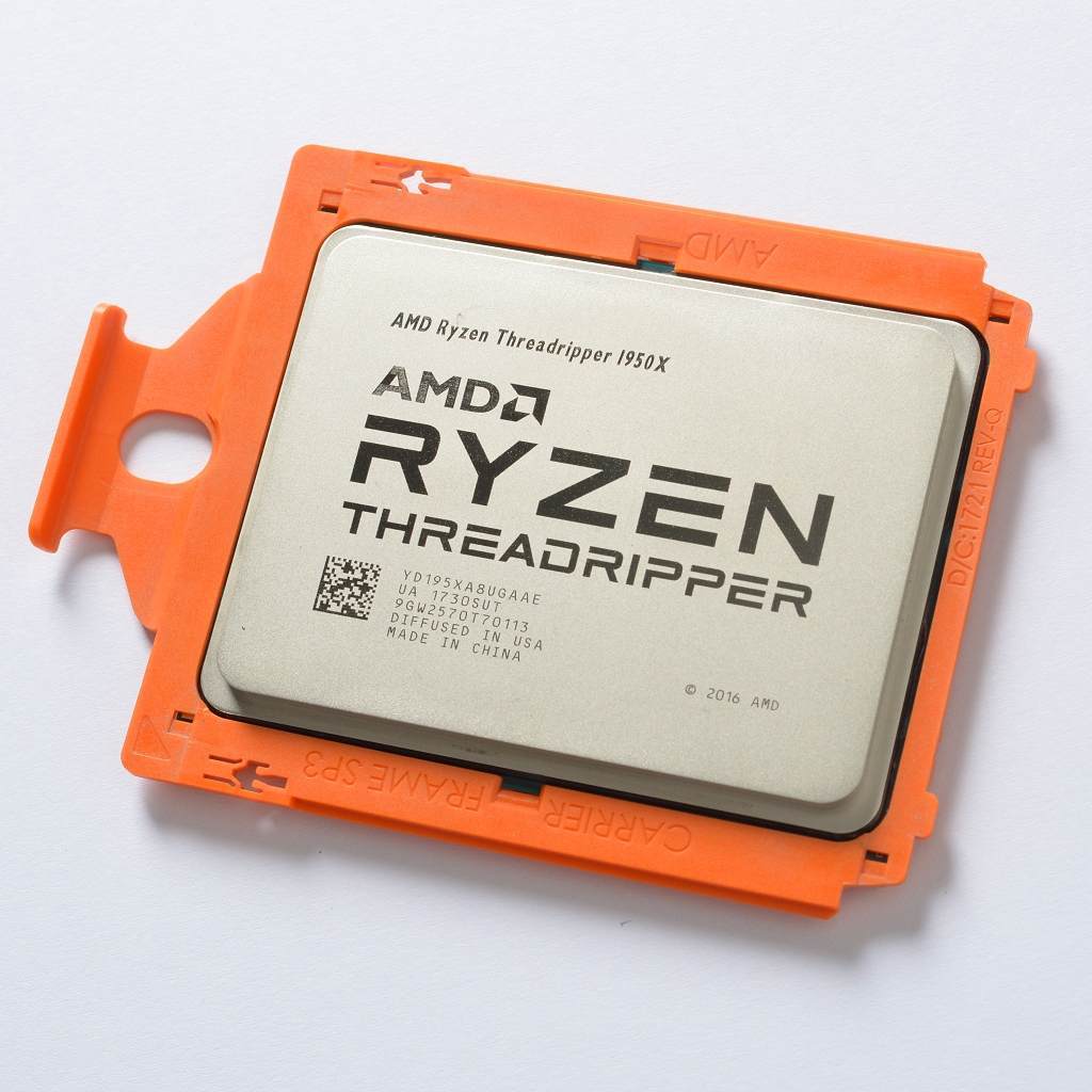 AMD Ryzen Threadripper 十六核巨獸！TR4 封裝安裝示範 - ezone.hk - 科技焦點 - 電腦 - D170828