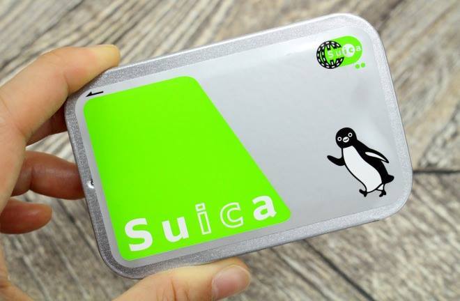 遊日本手信新寵！日本「八達通」Suica 卡企鵝朱古力糖罐 | ezone