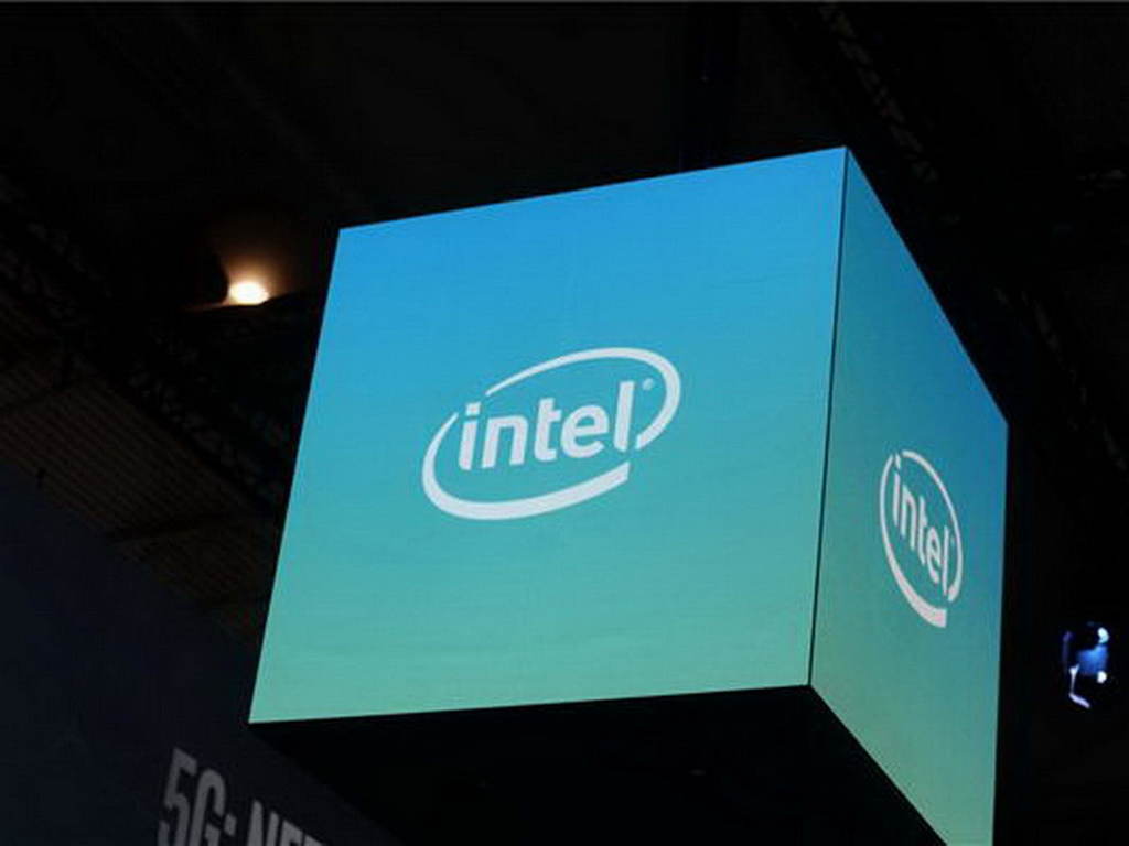 Intel 首款桌面主流 8 核處理器曝光！需配新主機板！ | ezone