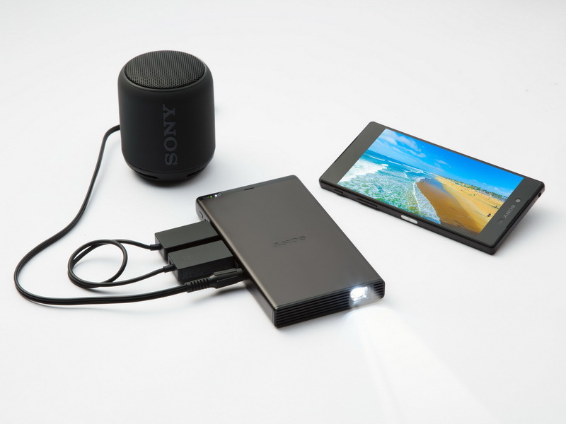 Sony MP-CD1 超迷你投影機投 120 吋畫面 | ezone