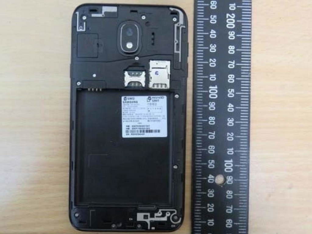 Samsung Galaxy J4/J6 曝光！可拆卸電池設計！ | ezone