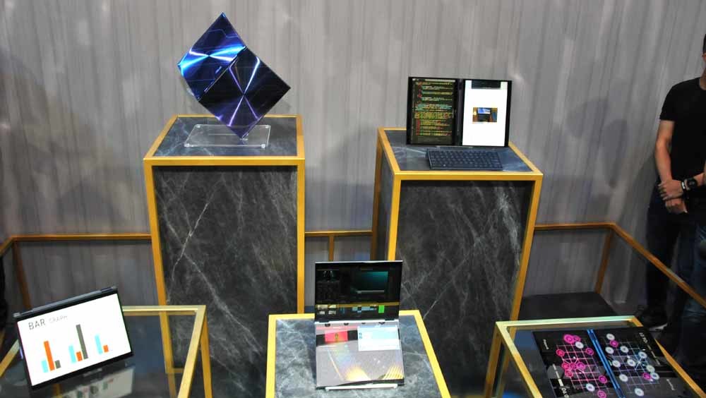 ASUS Project Precog 概念 AI 雙屏 ZenBook | ezone