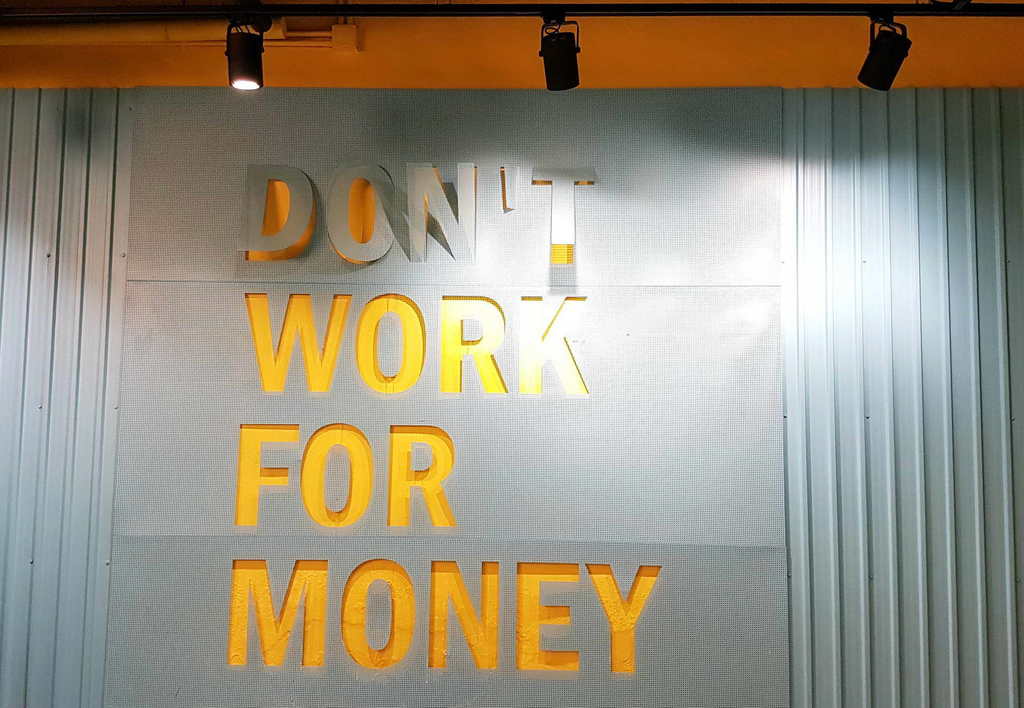 香港金融從業員需學習數碼轉型技能 | ezone