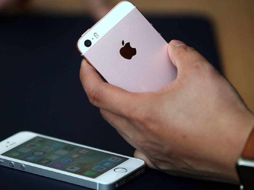 iPhone SE2 5G 版或年底推出！Touch ID 回歸移至機側更就手？ | ezone