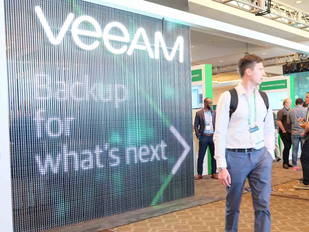Insight Partners 完成收購 Veeam | ezone