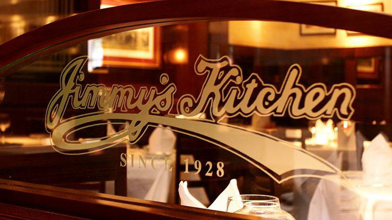 逾90年香港最早英式餐廳Jimmy's Kitchen重開 曾招待不少名人！招牌火焰雪山／法式洋蔥湯 | U Food