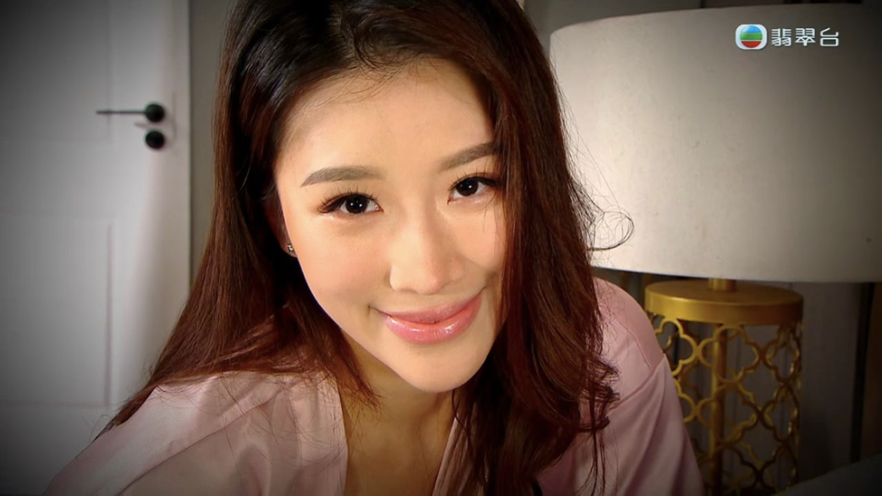 開心速遞｜22歲新演員郭珮文獲力捧加入劇組 落選港姐擁35D澎湃好身材準備入屋 | UHK 港生活