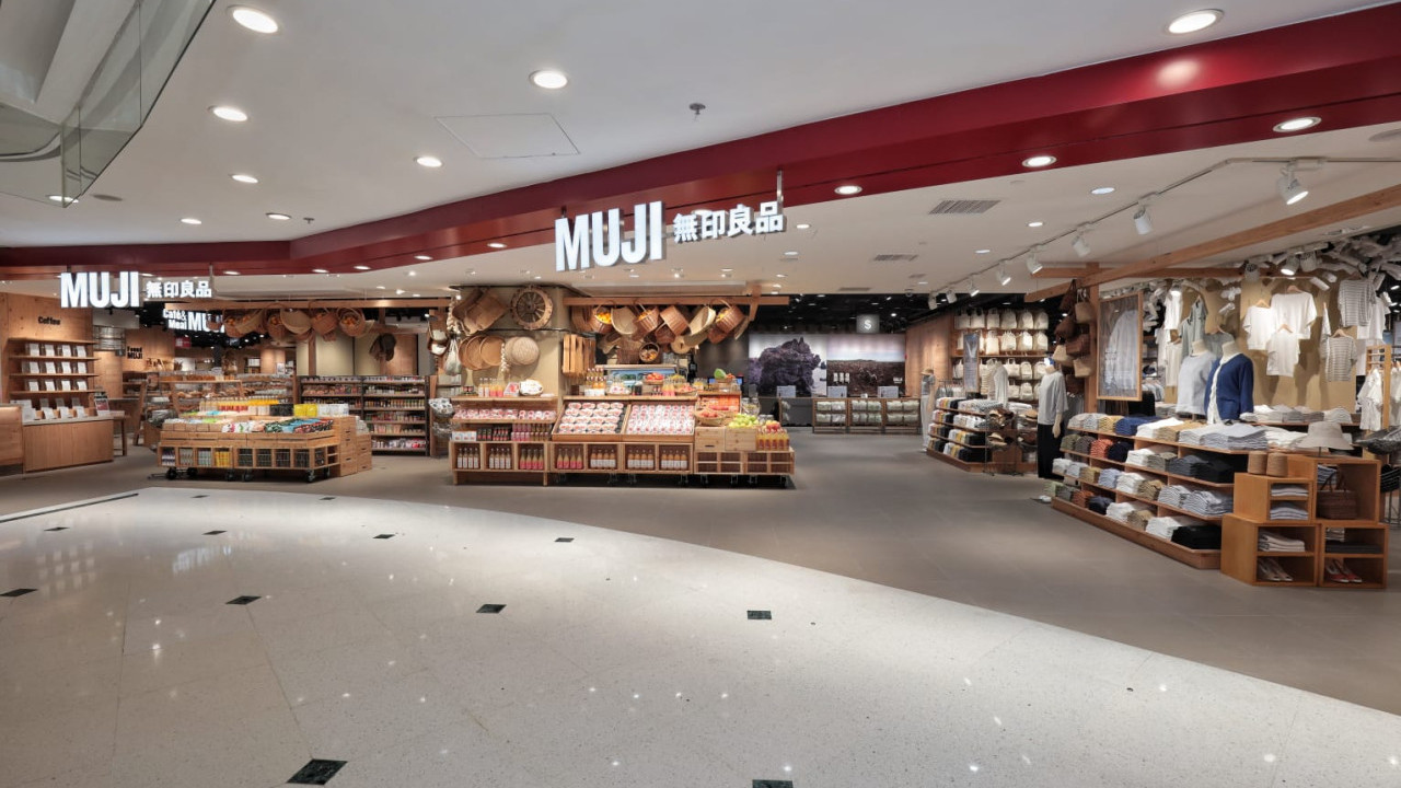MUJI無印良品5大業務調整！尖沙咀海港城分店8月中旬結業 4大門市搬遷擴充 | UHK 港生活
