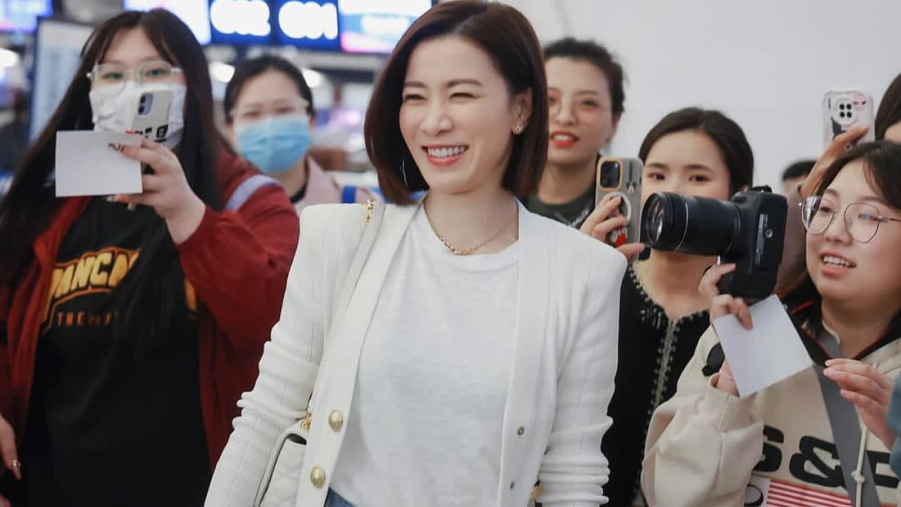 佘詩曼現身坐頭排睇Ian陳卓賢演唱會 視后原來係Hellosss仲識跟住唱呢首歌 | UHK 港生活