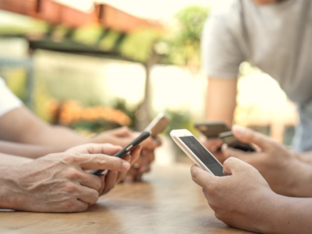 美國 FBI 籲外遊勿用當地免費 Wi-Fi 5 個安全上網方案建議 | ezone